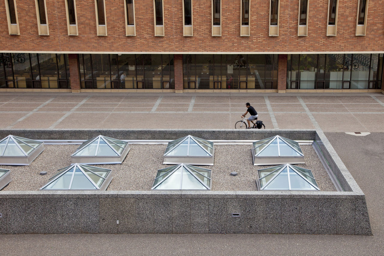 Square Pyramid | Classic | VELUX Commercial